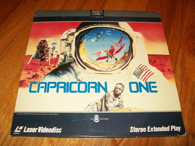 CAPRICORN ONE 2-LASERDISC LD SET FULL SCREEN FORMAT EXCELLENT CONDITION ...