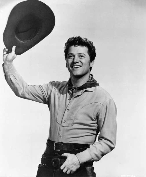 GORDON MACRAE TAKES off his hat for the film Oklahoma! 1955 Old Photo ...