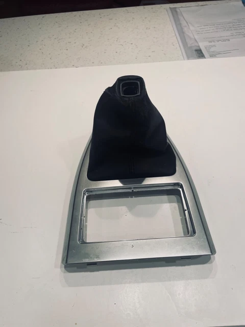 LAND ROVER FREELANDER LR2 06-12 Gear selector gator with chrome trim £ ...