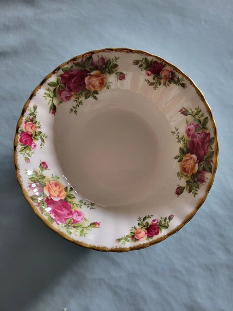ROYAL ALBERT OLD Country Roses Bone China Dish cereal or soup bowl 15 ...