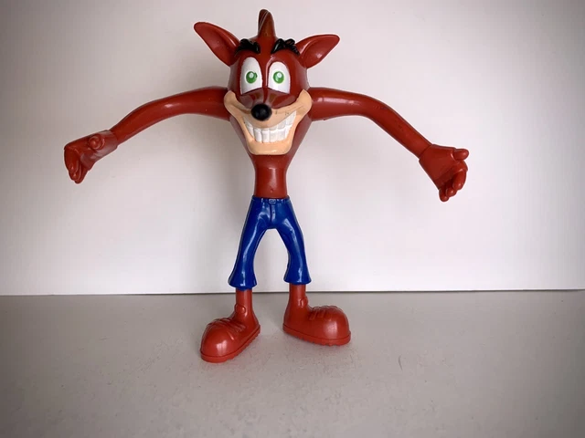 VINTAGE CRASH BANDICOOT Figure Bendable Hardee’s Carl's Jr Meal Toy ...