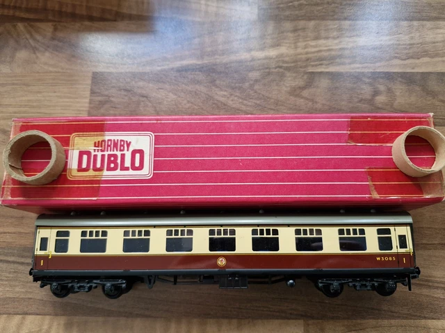 HORNBY DUBLO 4060 British Rail Open Corridor 3rd Class Coach W3085 OO £ ...