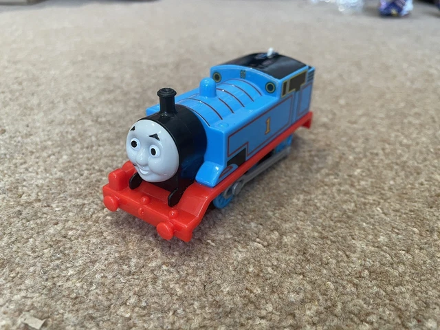 THOMAS THE TANK engine tomy trackmaster battery train thomas £6.00 ...