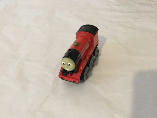 THOMAS MOTORISED BATTERY Engine Learning Curve Fits Wooden Brio James ...