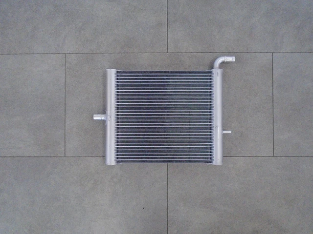 RADIATOR LAND ROVER Range Rover IV L405 Range Rover Sport II L494 ...