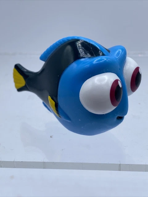 DISNEY PIXAR FINDING Nemo Baby Dory Fish Bandai 2016 Mini Figure Movie ...