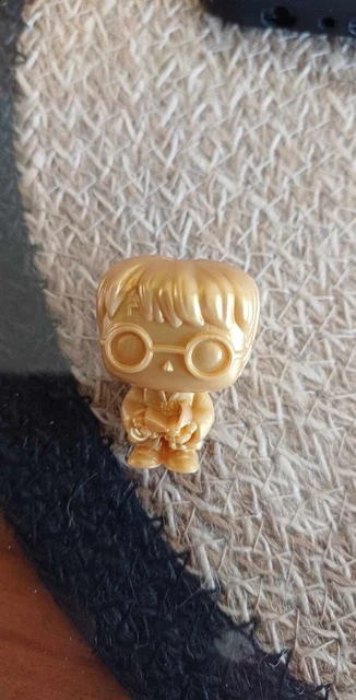 HARRY POTTER GOLD NEUF - Kinder Joy Funko WBEI EUR 850,00 - PicClick FR
