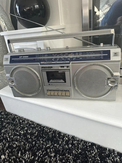 SHARP GF- BOOMBOX Ghetto Blaster Radio Cassette Vintage Retro Fully Working :) £39.99 - PicClick UK