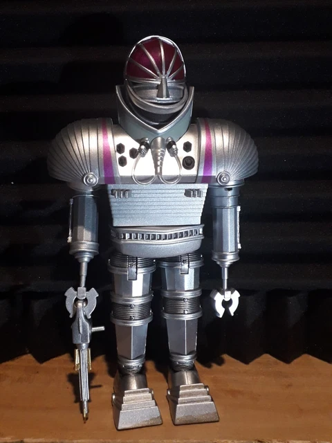 DOCTOR WHO ROBOT K1 with Disintegrator Gun B&M UK Action Figure £29.99 ...