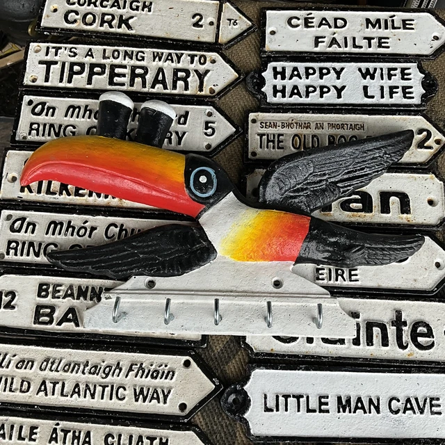 GUINNESS TOUCAN CAST Iron Wall Mounted Hook £40.00 - PicClick UK