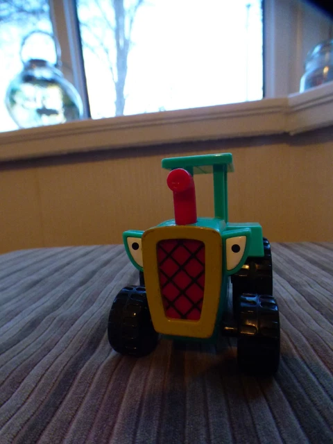 BOB THE BUILDER 'Travis The Tractor' Toy Vehicle £14.99 - PicClick UK