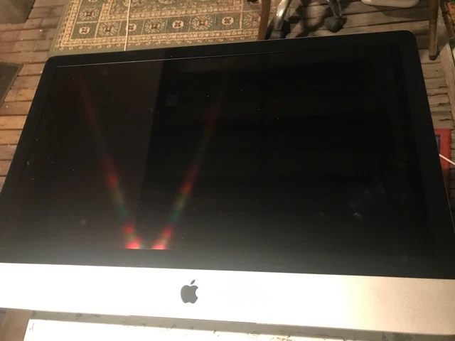 APPLE 27INCH SCREEN and glass only in surround standard resolution $100 ...