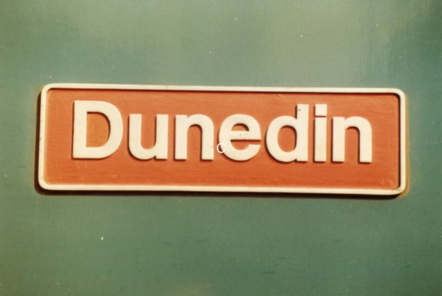 BRITISH RAILWAY B.R Photograph Class 47 - 47704 'Dunedin' Nameplate 21 ...