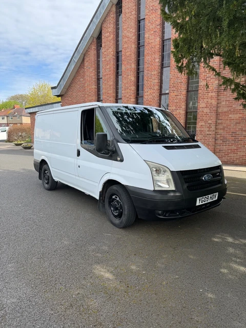 FORD TRANSIT WHITE fsh still drives but selling as spares or repairs ...