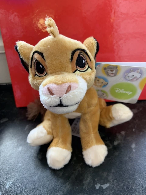 OFFICIAL LISENCED DISNEY Classics Range Lion King. Simba Beanie 15cm £8 ...