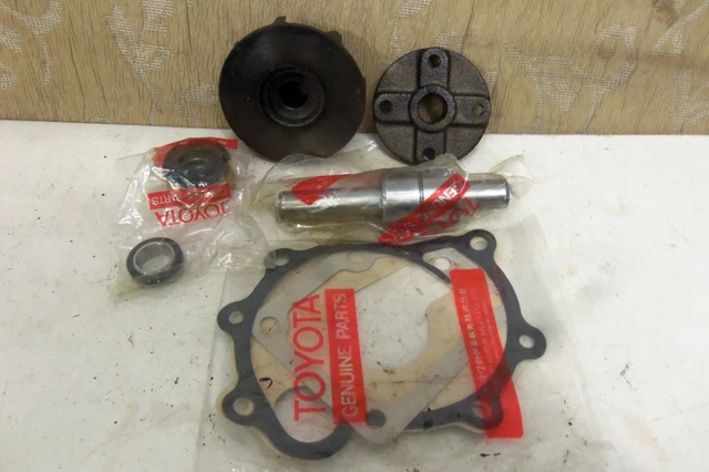 NOS GENUINE TOYOTA トヨタ Water Pump Kit Toyoace Townace Jy16 # 04161 ...