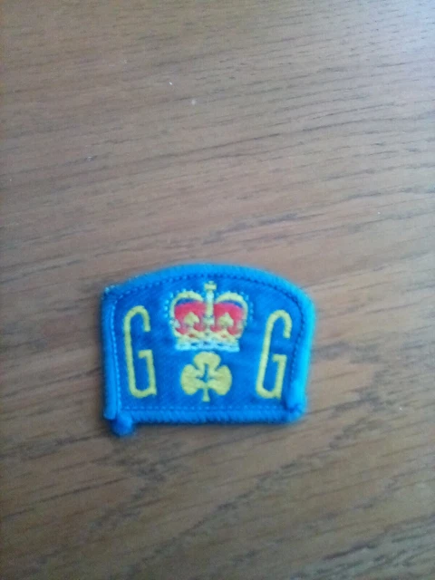 GIRL GUIDE GIRLGUIDING Queen's Guide badge .1972 pattern but 2nd issue ...
