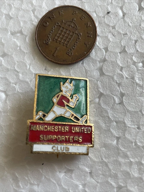 VINTAGE MANCHESTER UNITED Enamel Pin Badge Supporters Club £2.99 ...