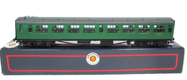 BACHMANN 34-575 BULLEID Open 2nd Coach - Malachite (BR) - S1504S - OO ...