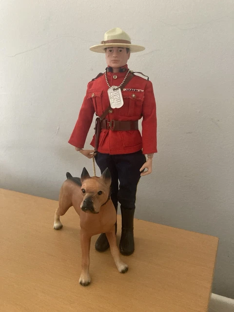 VINTAGE CANADIAN MOUNTIE Action Man With Suit ,Hat,Original Revolver ...