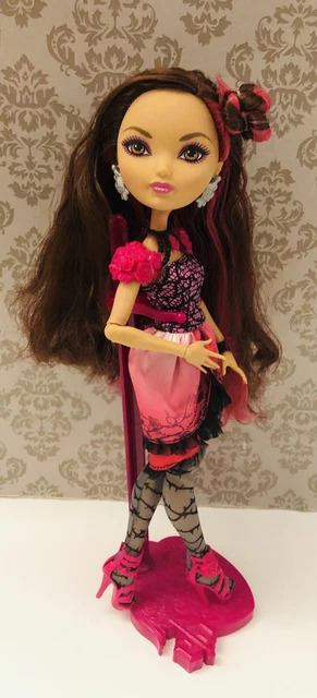 EVER AFTER HIGH Briar Beauty First 1st Chapter Doll with stand B5 £18. ...