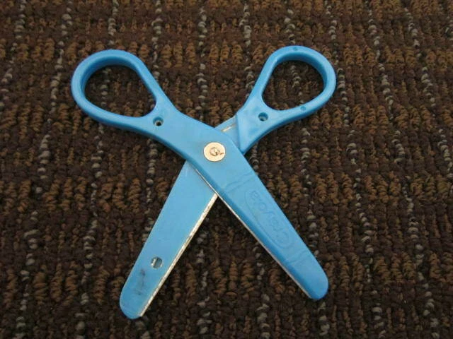 VINTAGE CRAYOLA KID'S Craft Scissors 5" BLUE 1990s Childrens Round Tip ...