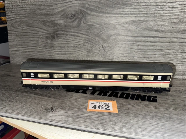 HORNBY R434 - BR Beige/Grey INTERCITY Mk3 OPEN COACH 42251 (8 Window) £ ...