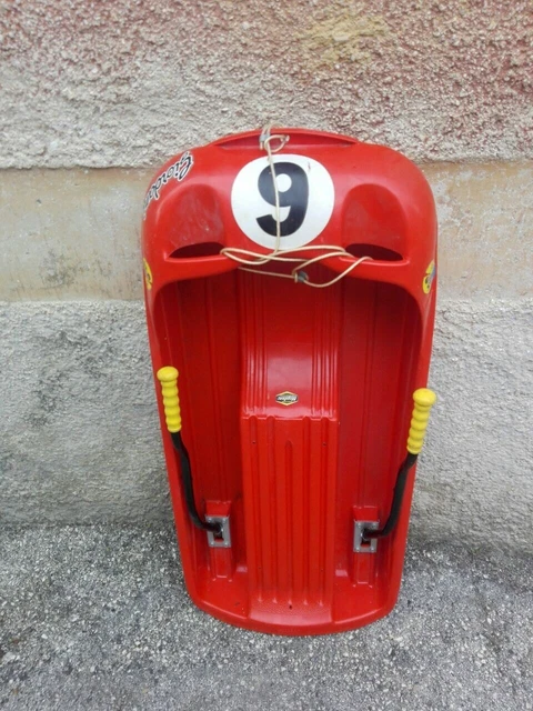 SLITTINO DA NEVE Giordani con freni, plastica rigida anni 80 vintage ...