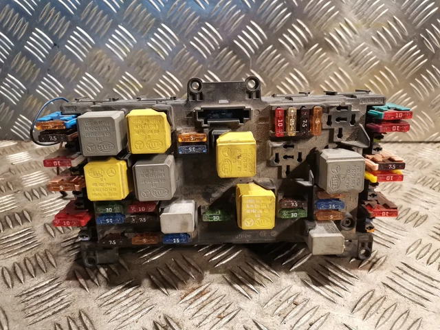 MERCEDES-BENZ VITO VIANO W639 Fuse Box SAM UNIT 6395450301 £79.99 ...