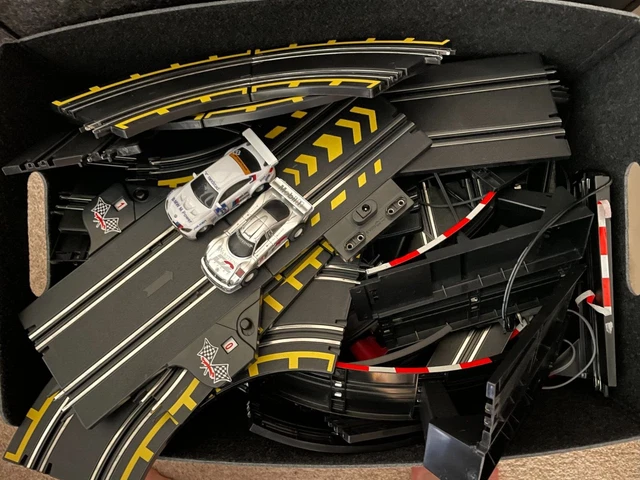 TOYS R US Fast Lane Racing Set Speed Chaser Like-Scalextric £15.00 ...