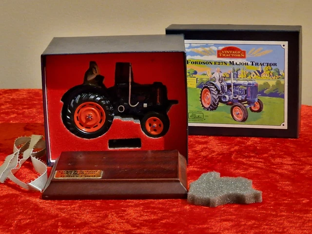 BRITAIN’S FORDSON E27N Major Tractor Model Mint And Boxed £39.99 ...