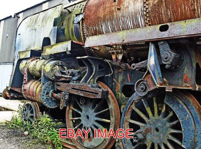 PHOTO RUST A Steam Locomotive That Has Seen Better Days Waiting To Be ...