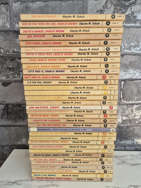 VINTAGE SNOOPY/PEANUTS/CHARLIE BROWN Comic Books 60s/70s Bundle X34 £69.99 - PicClick UK