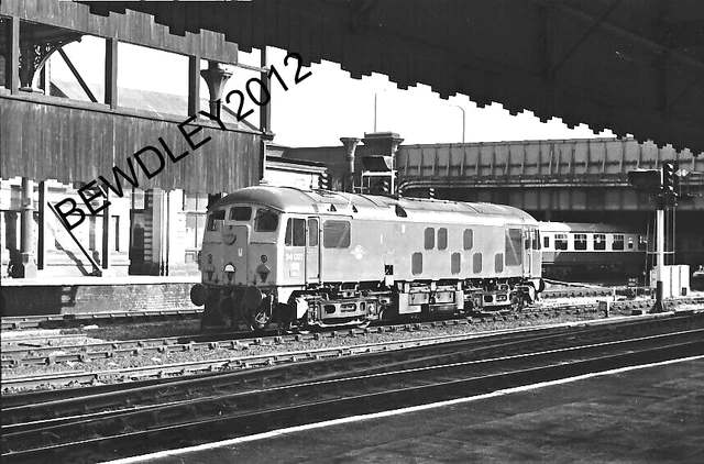 NEGATIVE 35MM CLASS 24 24021 IN MANCHESTER VICTORIA STATION 1974 £6.50 ...
