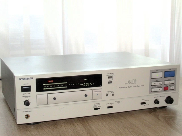 PANASONIC SV-3900 - DAT Player / Recorder - Professional Digital Audio Tape EUR 599,00 - PicClick DE