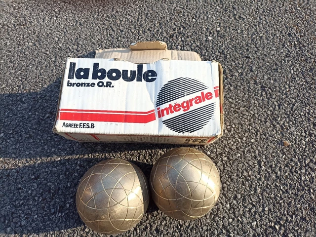 2 BOULES DE pétanque lyonnaises la boule intégrale bronze O.R. diam 94 ...