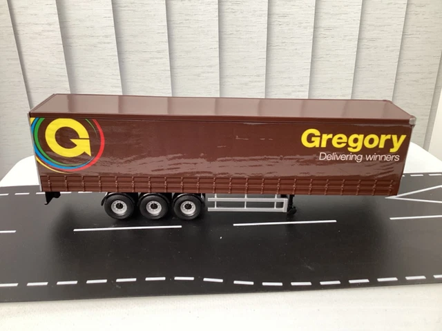 CORGI MODEL TRUCK 1:50 scale - CODE 3 GREGORY CURTAINSIDE TRAILER £17. ...