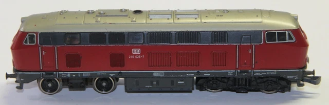 MÄRKLIN H0 3075 Diesellok BR 216 025-7 analog AC in LokBox EUR 31,50 - PicClick DE