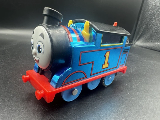 MATTEL THOMAS THE Tank New Style Shiny Trackmaster Motorised Toy Train ...