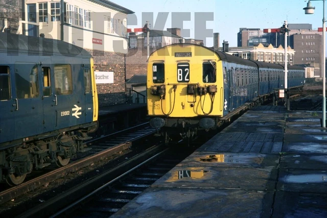 35MM SLIDE BR British Railways Electric EMU Class 501 1976 Original £5. ...