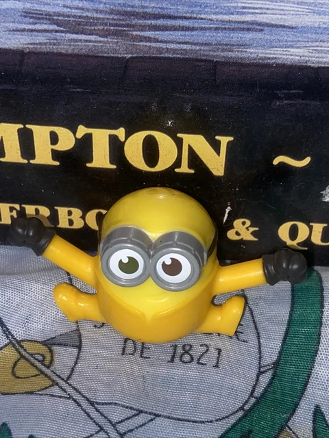MINIONS THE RISE of Gru Bob in yellow pjs figure #5 McDonalds 2019 $1. ...