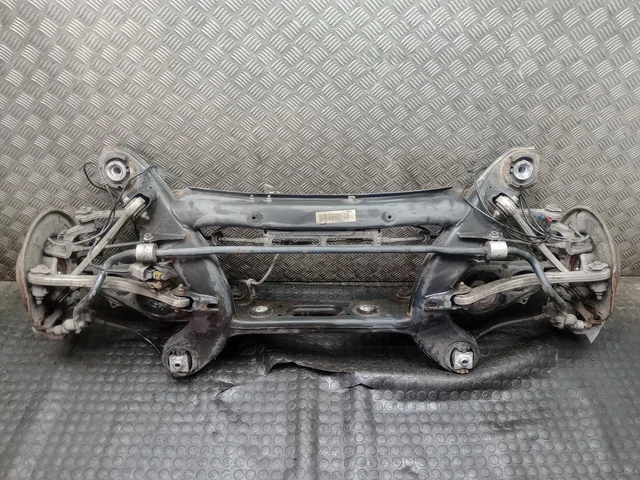MERCEDES E CLASS Rear Axle Assembly A2123503805 C207 2009 - 2017 £199. ...