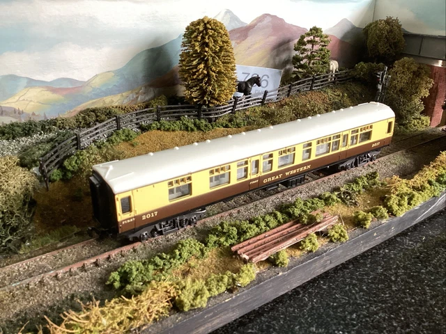 LILIPUT 1235 HO GWR 1st Class Chocolate & Cream Coach. ‘Great Western ...