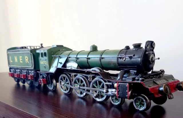 LARGE GAUGE 3 Scale Tin LNER 4472 Flying Scotsman Locomotive Train ...