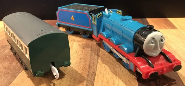 TOMY THOMAS TRACKMASTER gordon with express coach £40.00 - PicClick UK