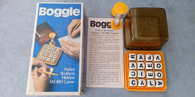 BOGGLE PARKER BROTHERS Hidden Word Game 1976 Vintage 70s Board Games £8 ...