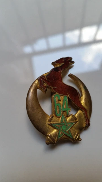 RARE 64°RAA -INSIGNE du 64° Reg. d' ARTILLERIE ANTIAERIENNE FABRICATION ...