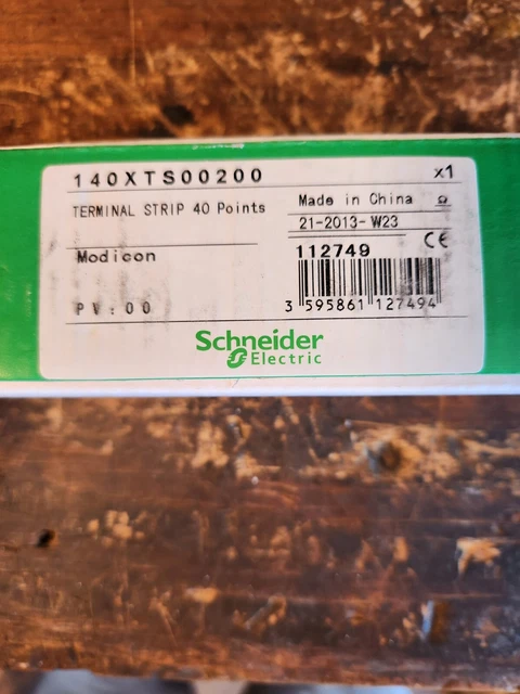 SCHNEIDER ELECTRIC TERMINAL Strip 40 Points, 140XTS00200 Modicon $35.00 ...
