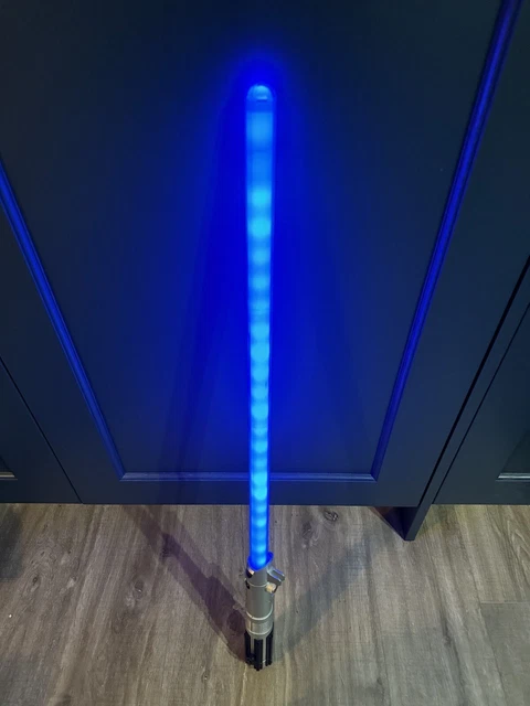 STAR WARS ULTIMATE FX LIGHTSABER ANAKIN SKYWALKER BLUE XMAS GIFT HASBRO ...