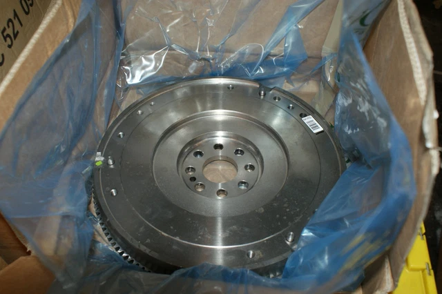 GENUINE VAUXHALL VIVARO 2.0 CDTi Dual Mass Flywheel 93161803 £199.99 ...